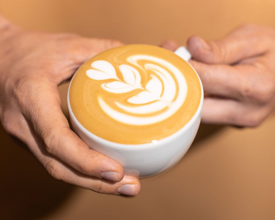 Latte Art: the science, skill, and story behind the beautiful art on y ...